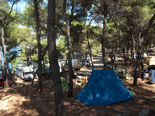 Camping und Campingplätze in Nord-Dalmatien » Camping auf Hvar